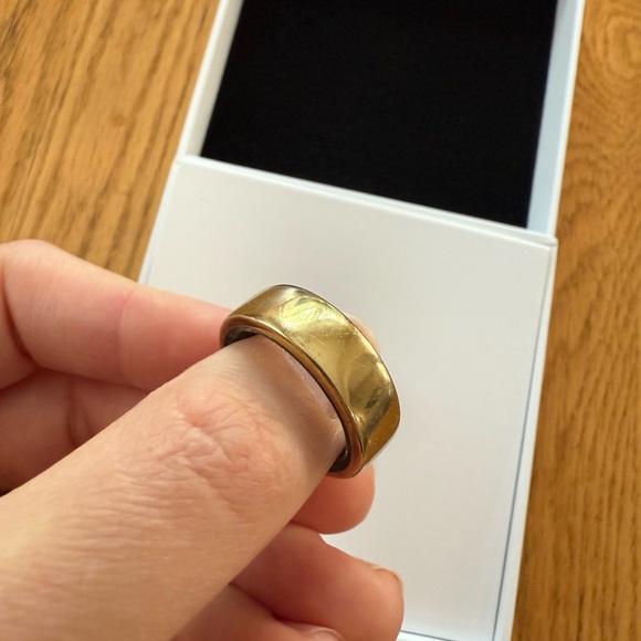 Oura | Wearables | Oura Ring Gen 3 Gold | Poshmark